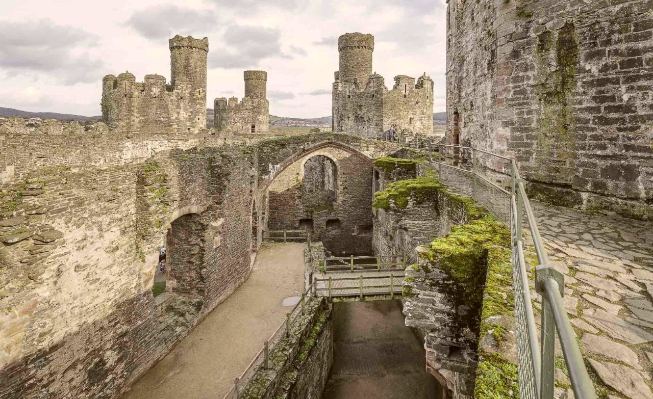 Conwy Castle - What To See | Free-Attraction-Reviews.com